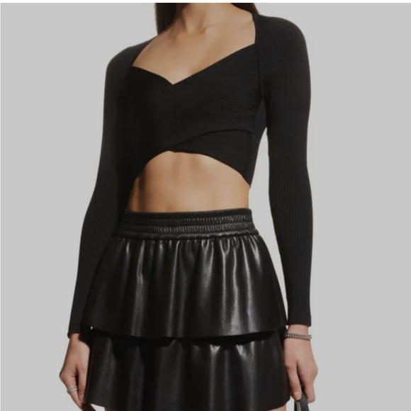 Alice + Olivia | Tops | Alice Olivia Annis Ribbed Crop Top Cross Over | Poshmark